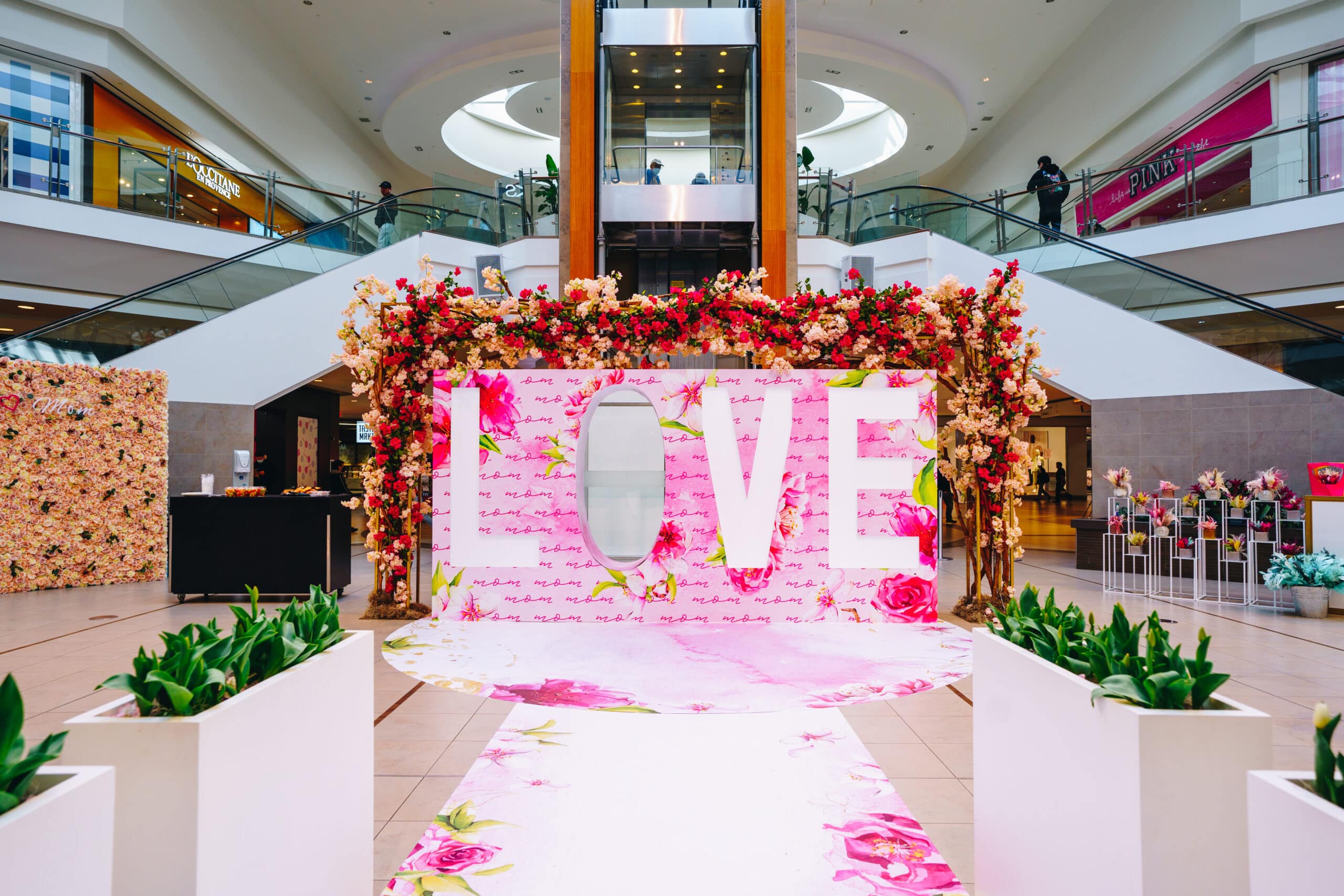 Scarborough Town Centre - Flower Market ⋆ Rebecca Chan Events Inc.